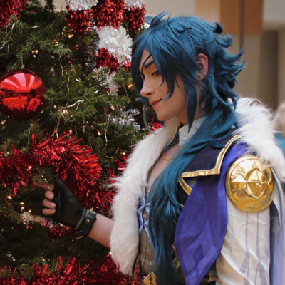 Kit Wakefield | Casting Call Club